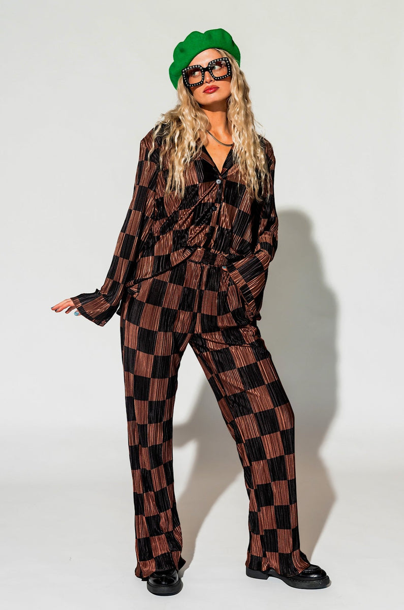 LALA ORIGINAL: Long Sleeve Plissé Set in Mocha + Black Checkerboard ...