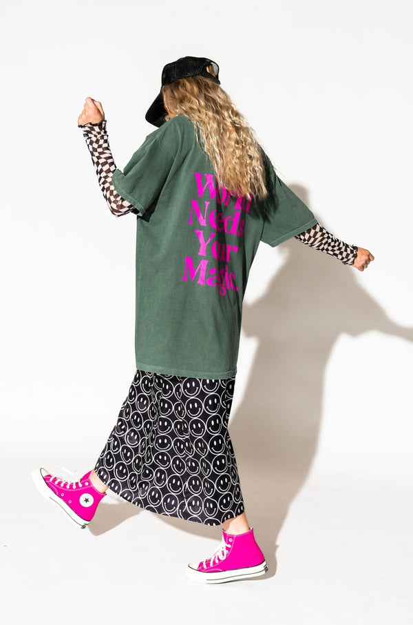 The World Needs Your Magic Oversized Tee in Jade + Pink – Dressed in Lala